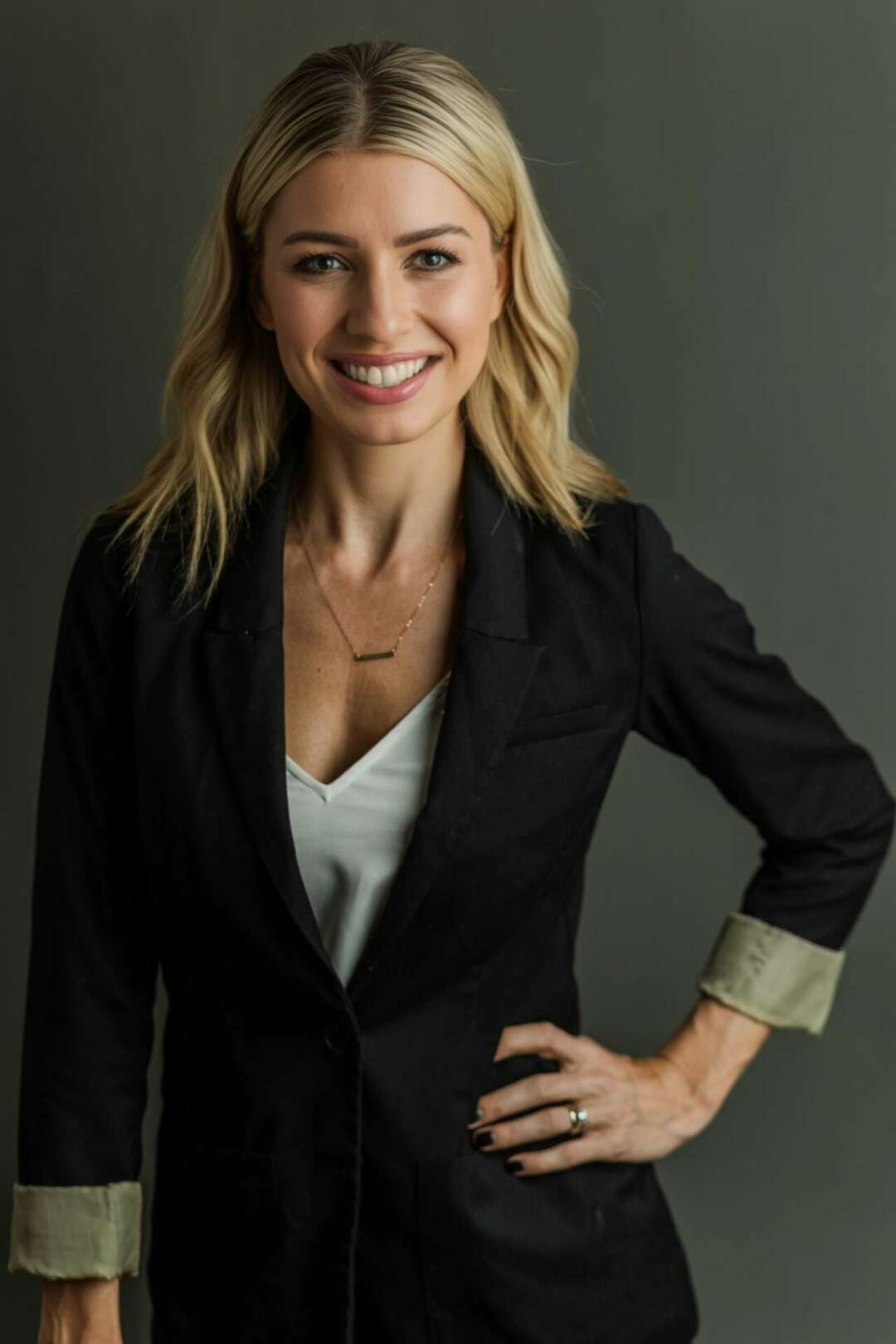 Meet Amanda Barkey – CanvasRebel Magazine