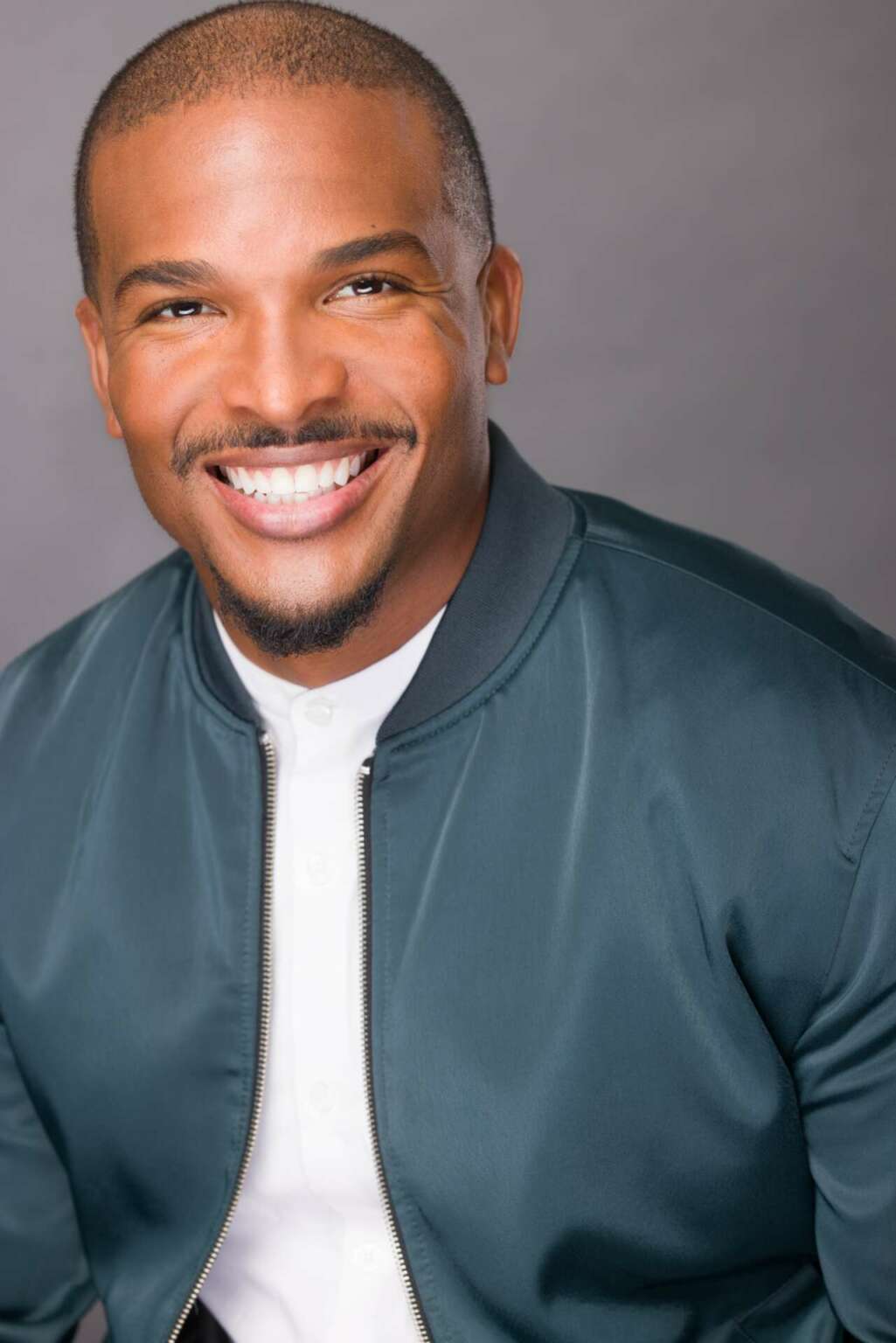 Meet Arthur J. Davis – CanvasRebel Magazine