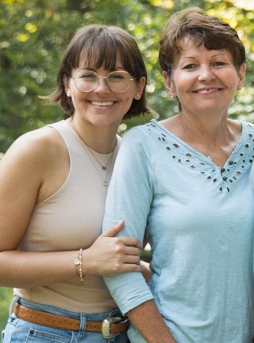 Meet Cheryl & Caitlin Kohnke – CanvasRebel Magazine