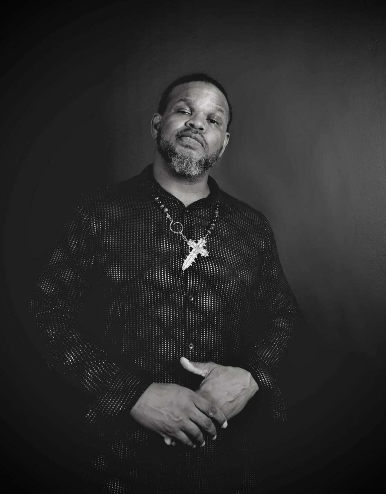 Meet Ezra Hezekiah – CanvasRebel Magazine