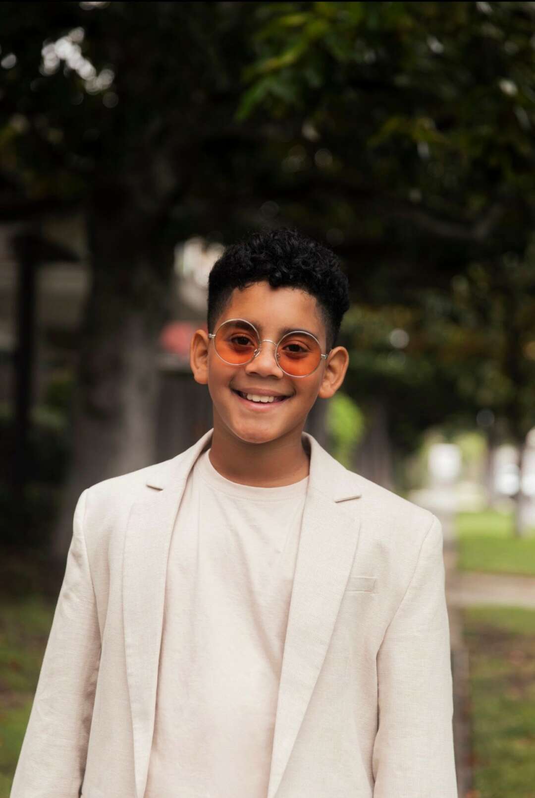 Meet Grayson Fox – CanvasRebel Magazine