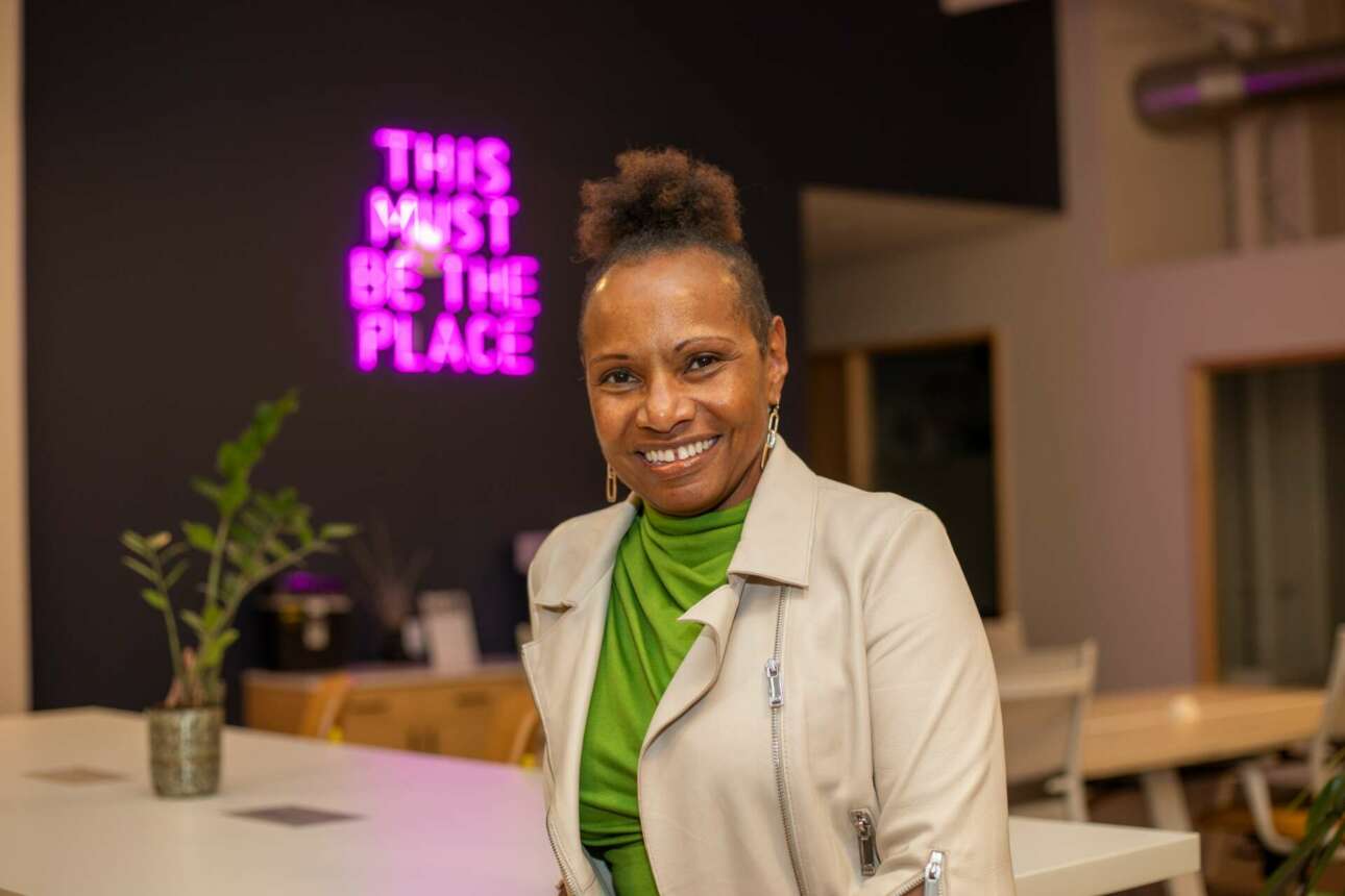 Meet Jacqueline Taylor – CanvasRebel Magazine