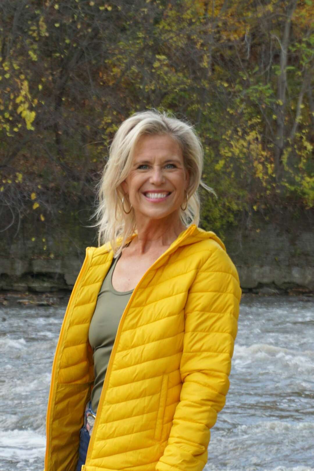 Meet Lydia Knorr – CanvasRebel Magazine