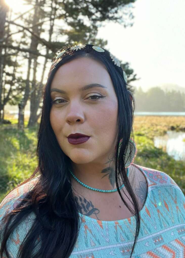 Meet Steph Littlebird – CanvasRebel Magazine