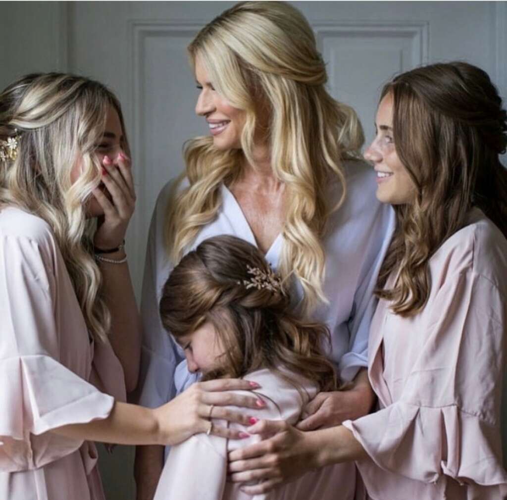 Meet Alison Maloni - CanvasRebel Magazine