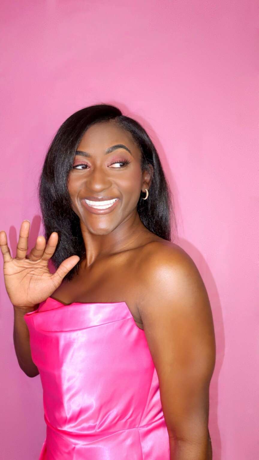 Meet Amber Cobbins – CanvasRebel Magazine