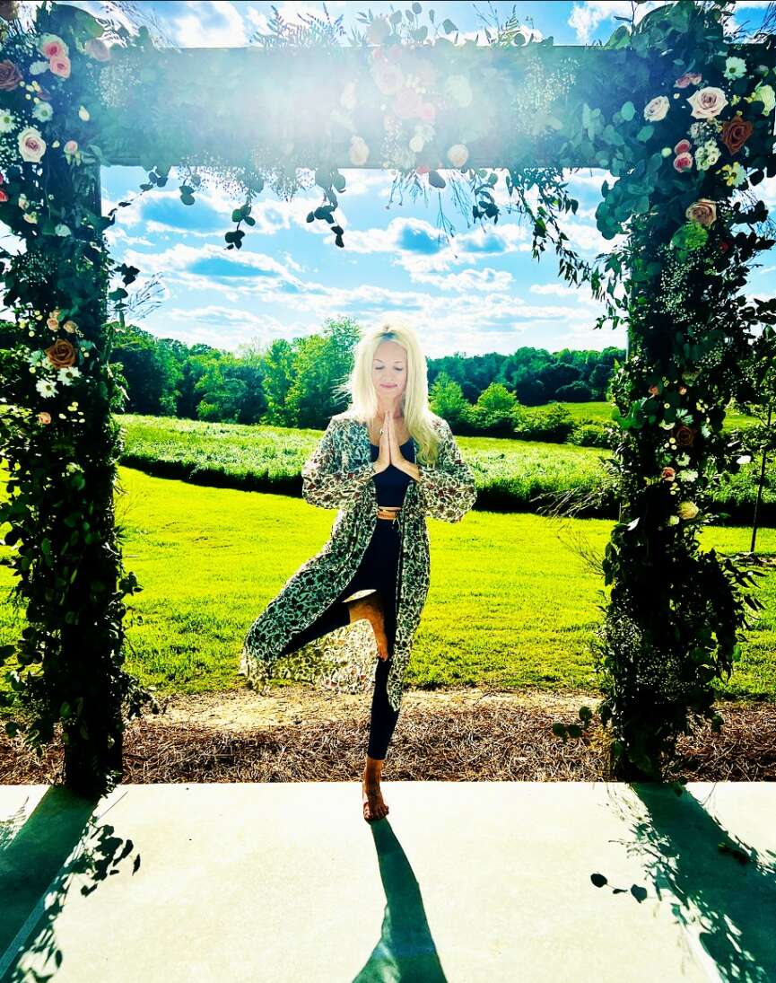 Meet Ashley Baer – CanvasRebel Magazine