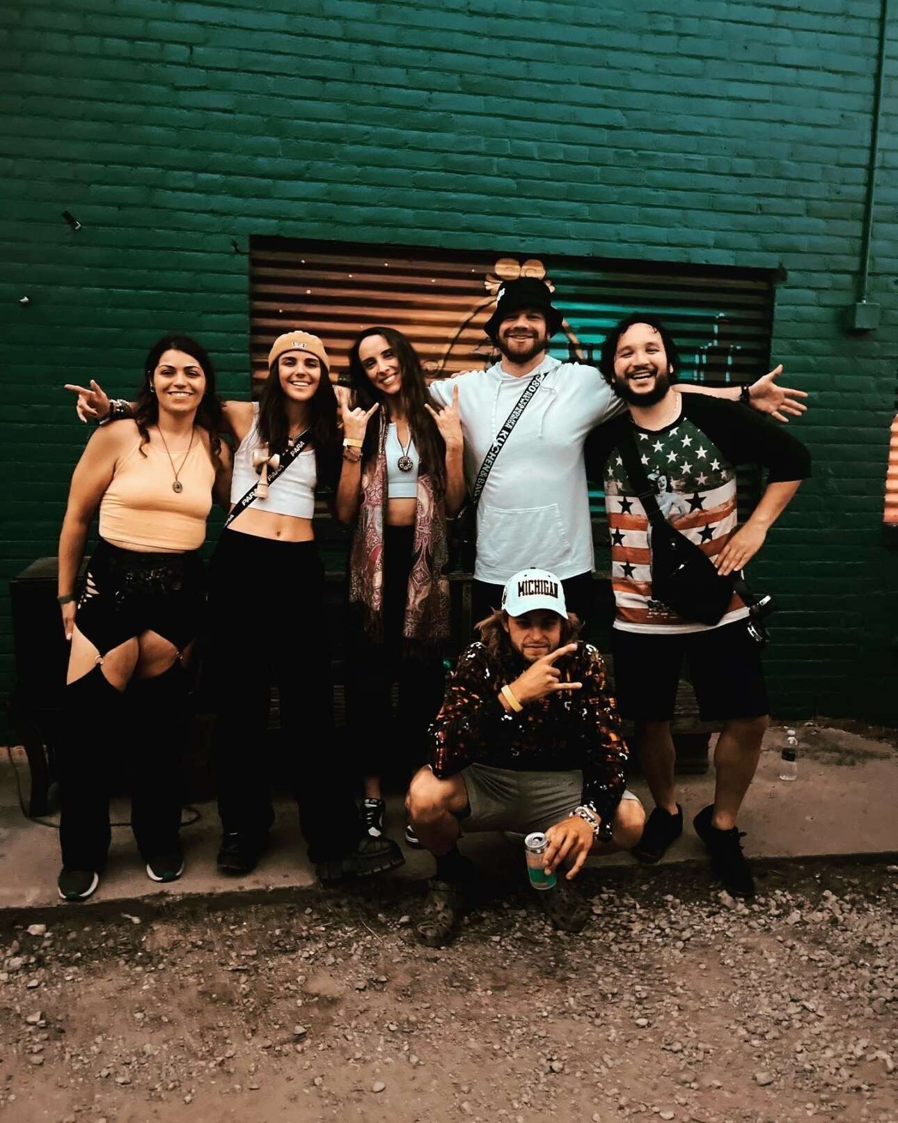 Meet Joe / Tyler Schwarz / Cosby – CanvasRebel Magazine