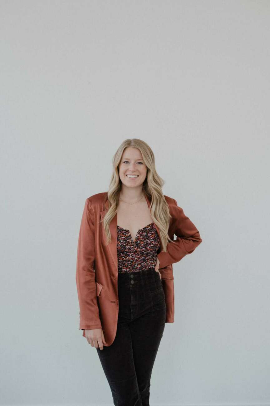 Meet Molly Nutt – CanvasRebel Magazine