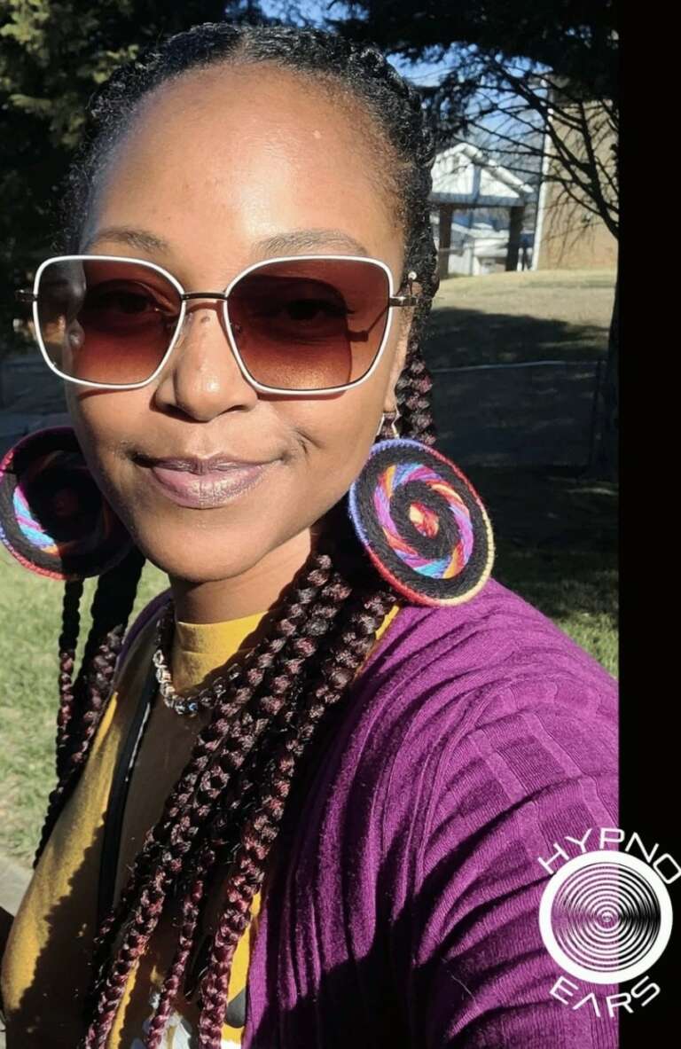 Meet Olivia Moore – CanvasRebel Magazine