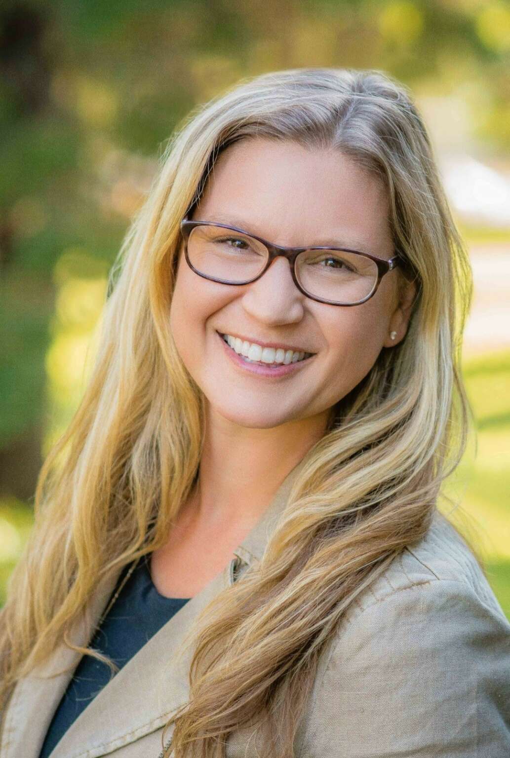 Meet Melissa Fabian – CanvasRebel Magazine