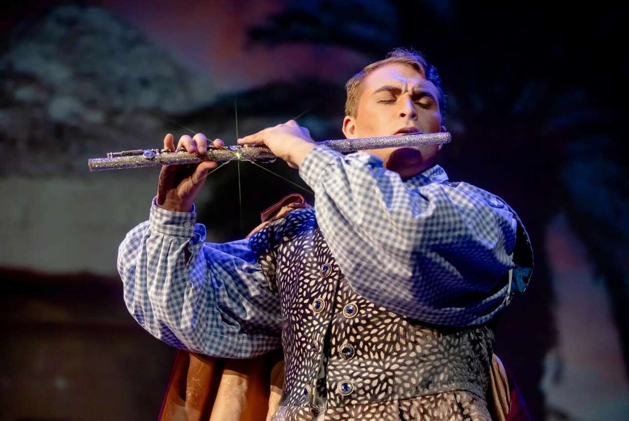 Meet Timothy Simon – CanvasRebel Magazine