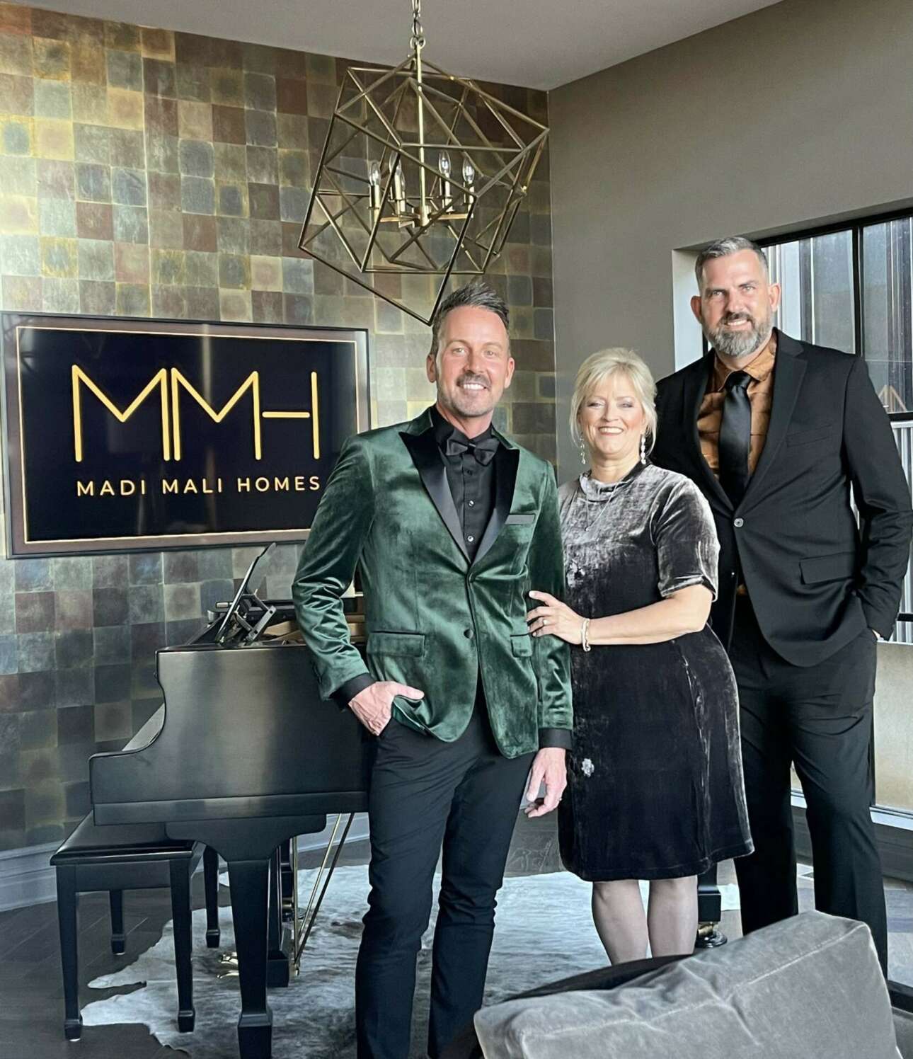 Meet Troy Moore – CanvasRebel Magazine