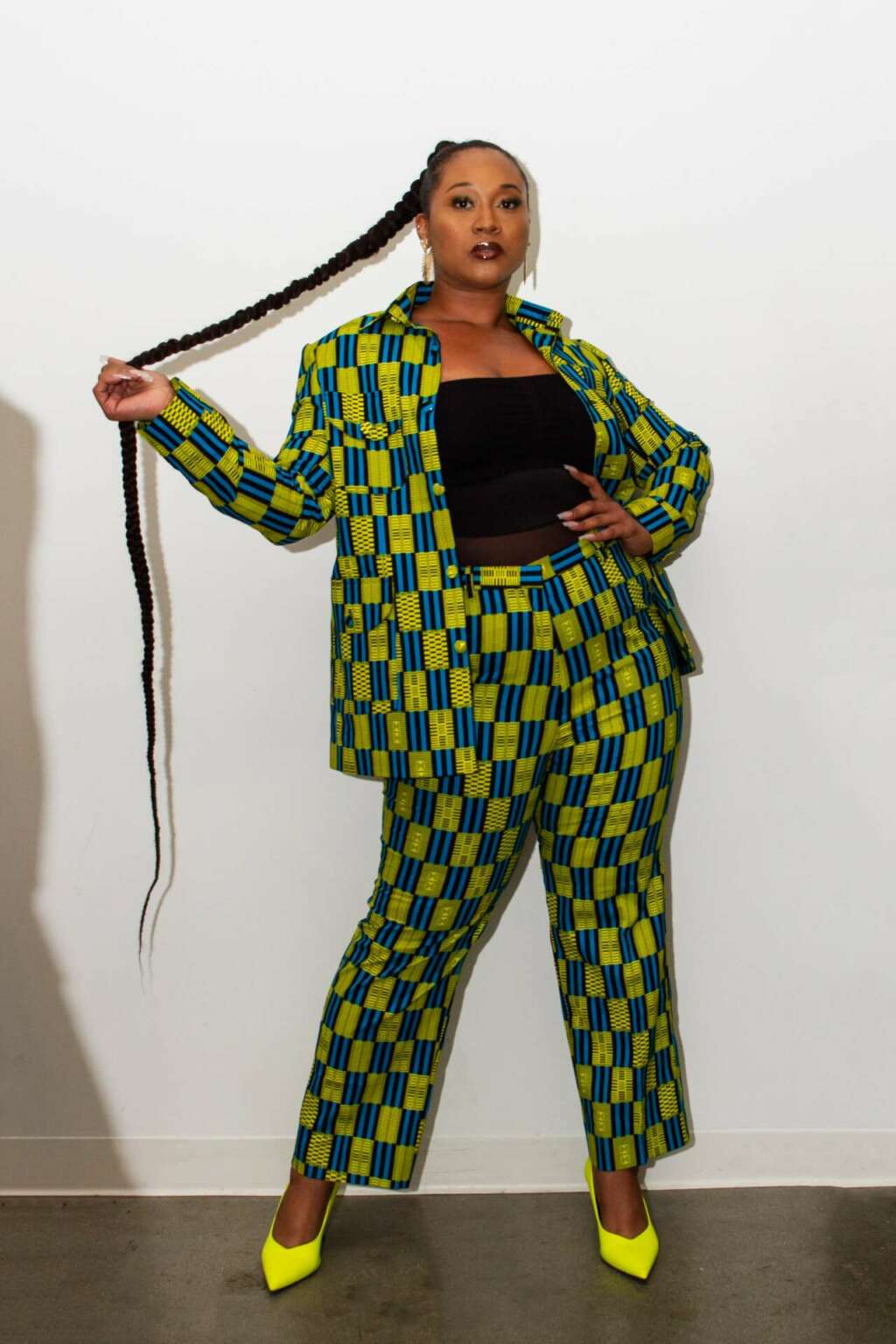 Meet Alaina Carr – CanvasRebel Magazine