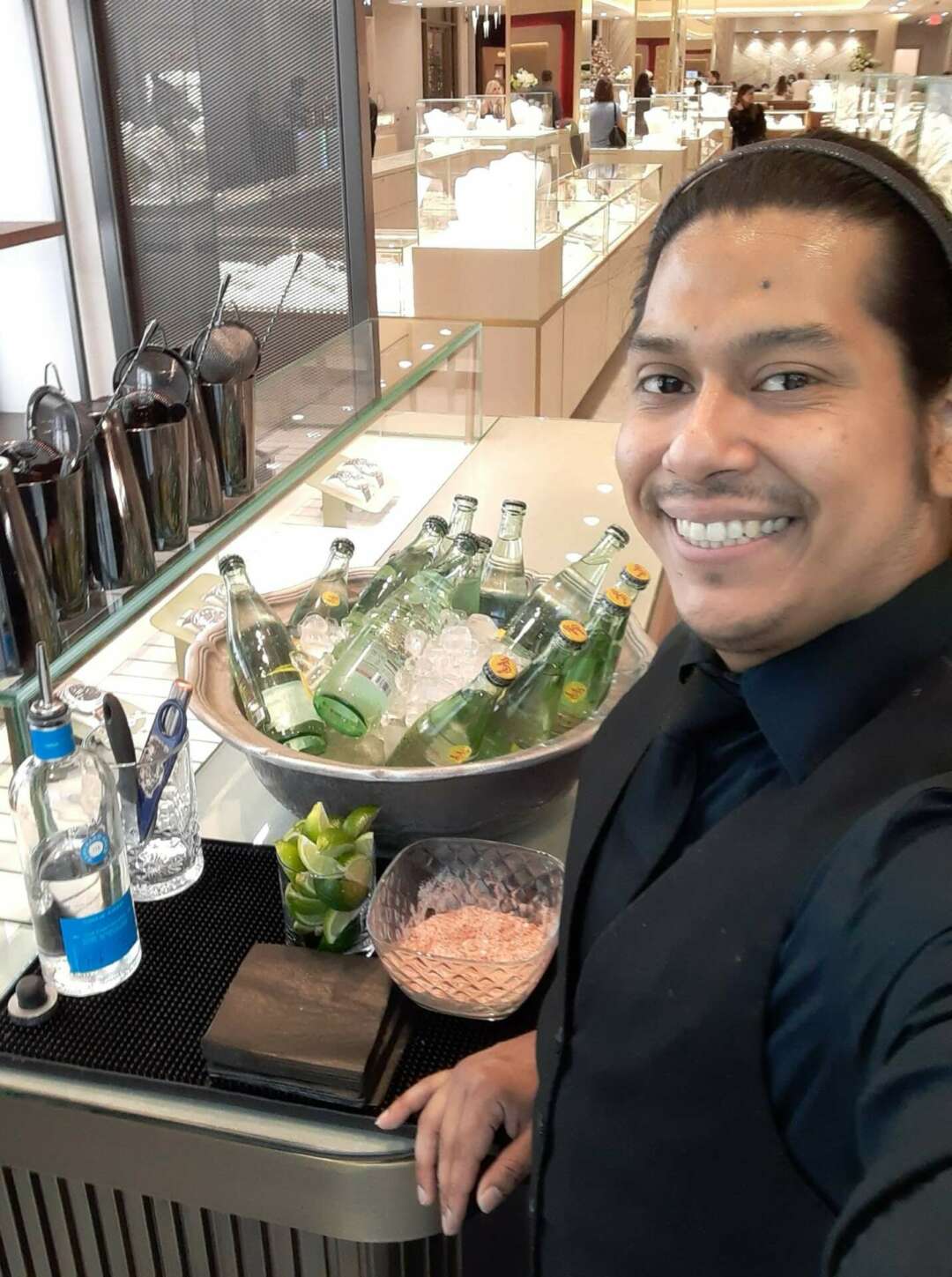 Meet Albert Lozano - CanvasRebel Magazine