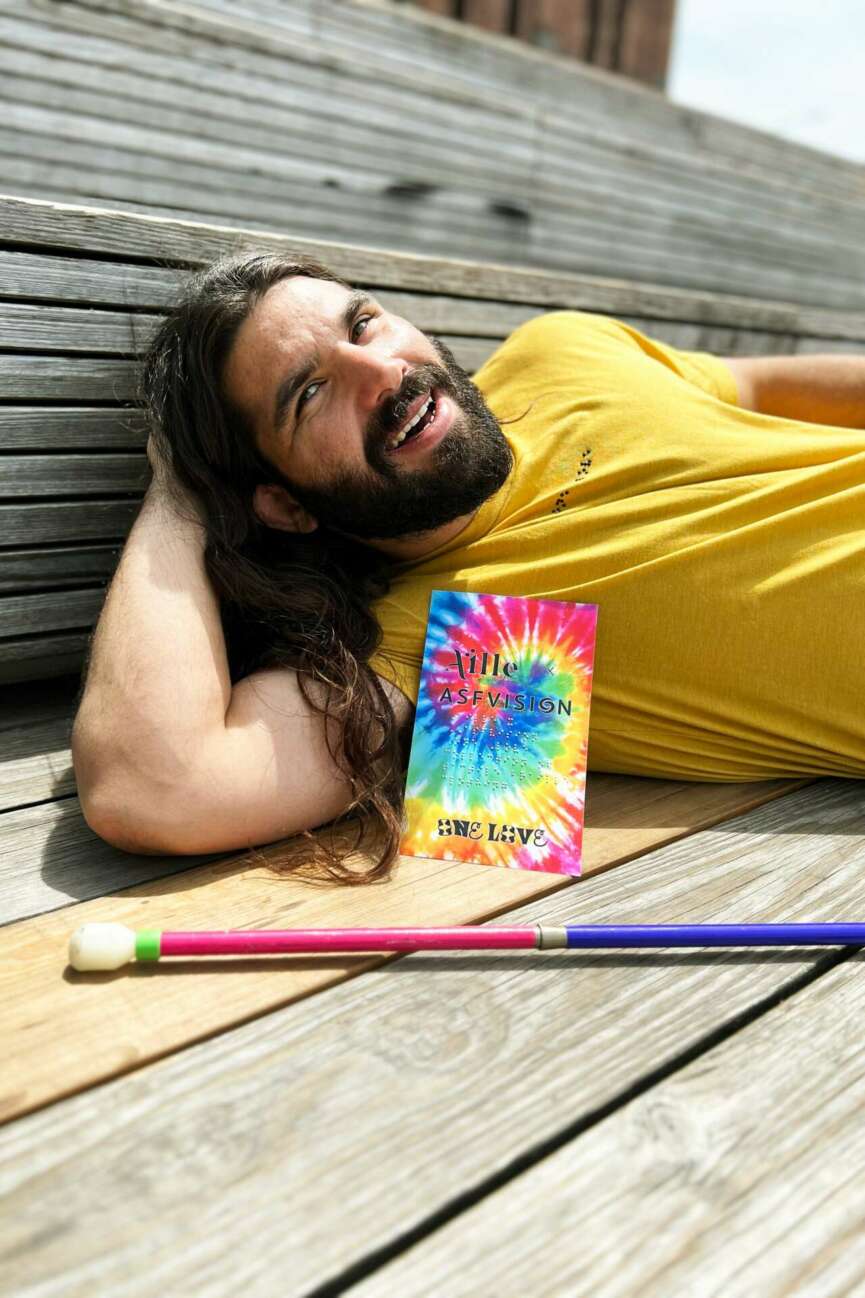 Meet Alexa Jovanovic - CanvasRebel Magazine