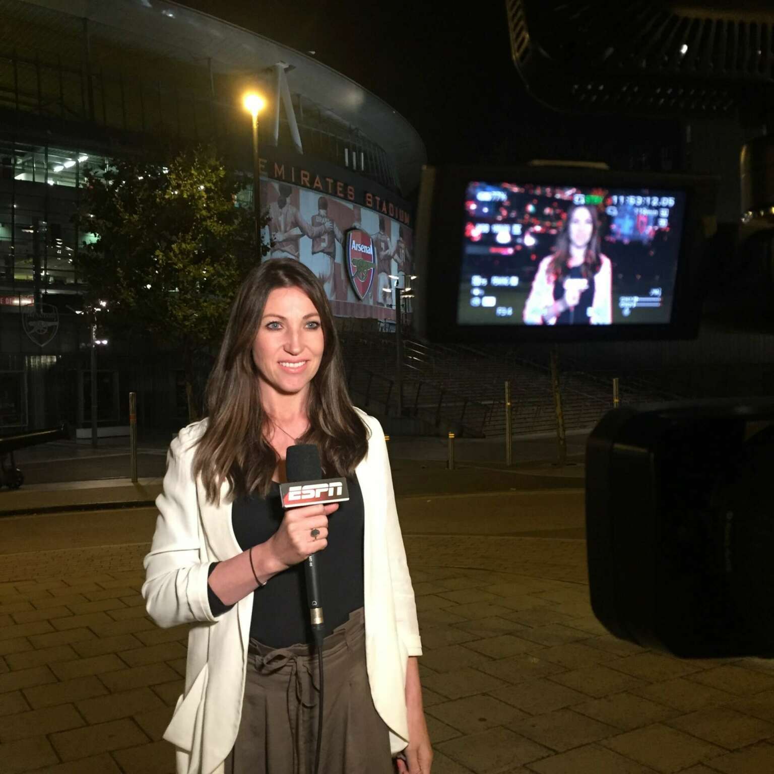 Meet Alison Bender – CanvasRebel Magazine