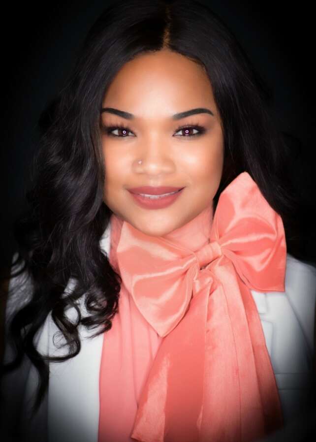 Meet April Williams Moore – CanvasRebel Magazine