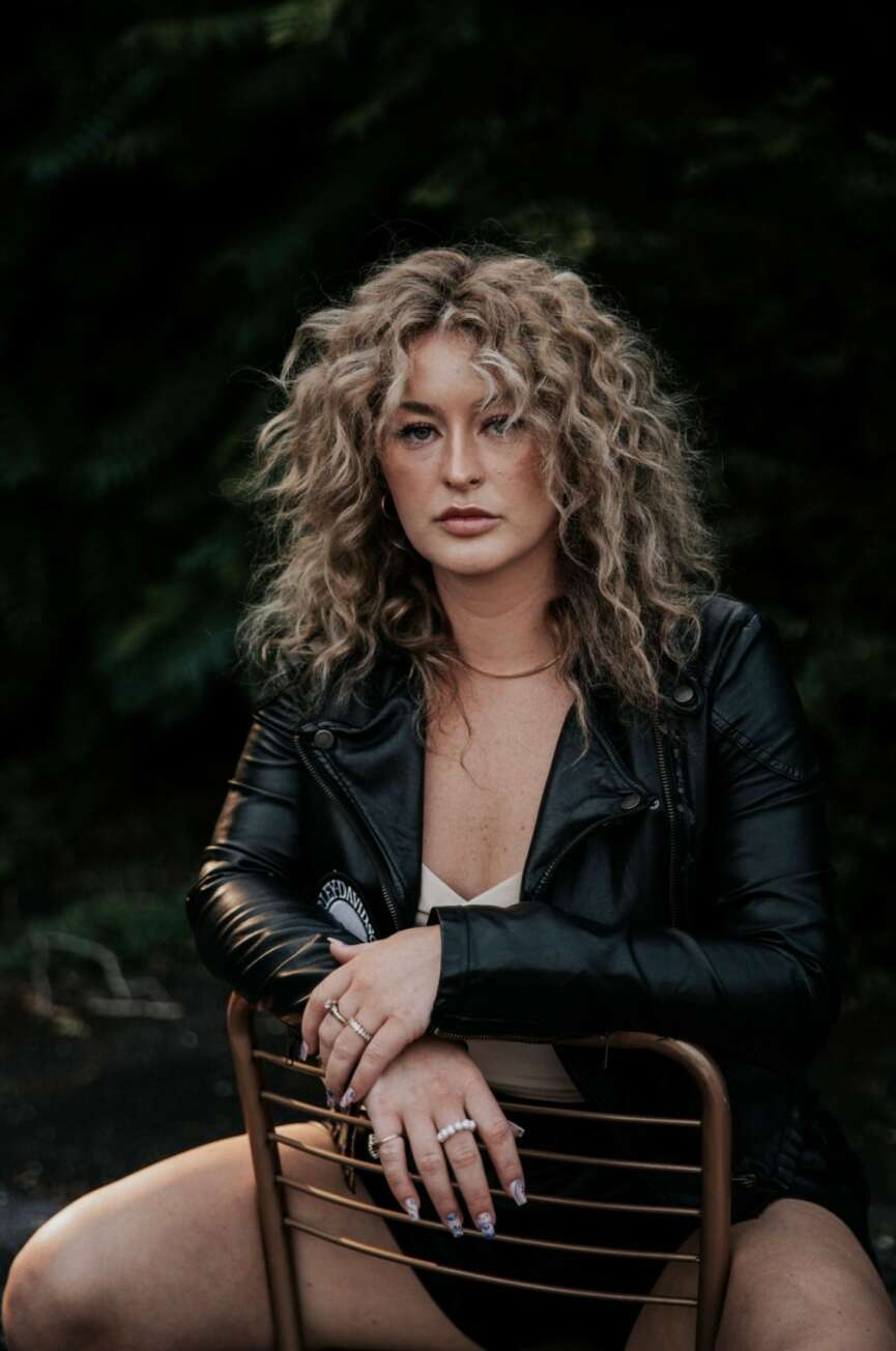 Meet Bethany Arledge – CanvasRebel Magazine