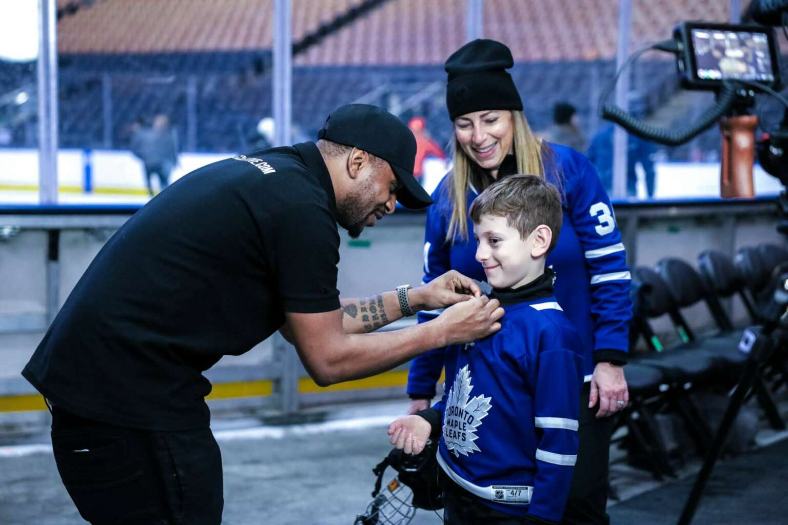 Meet Dwayne Winston Holness – CanvasRebel Magazine