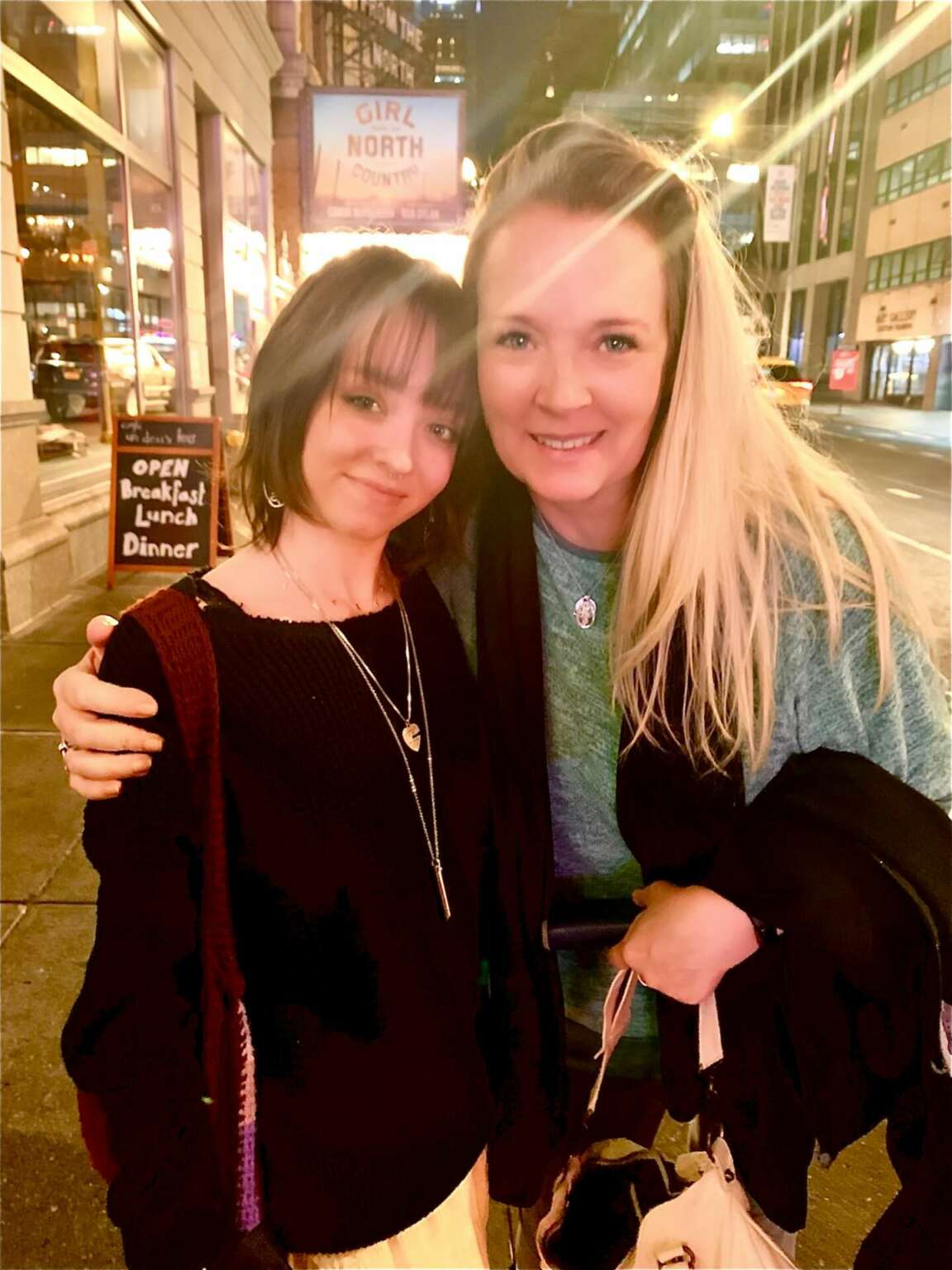 Meet Jennifer Aurianne DaRe – CanvasRebel Magazine