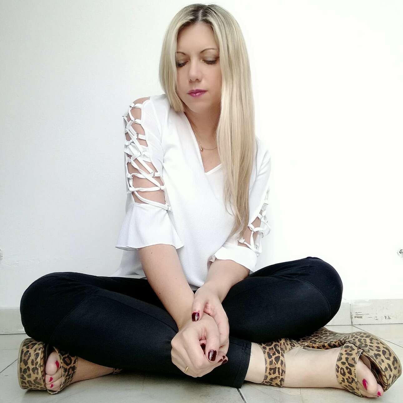 Meet Jimena Arroyo – CanvasRebel Magazine