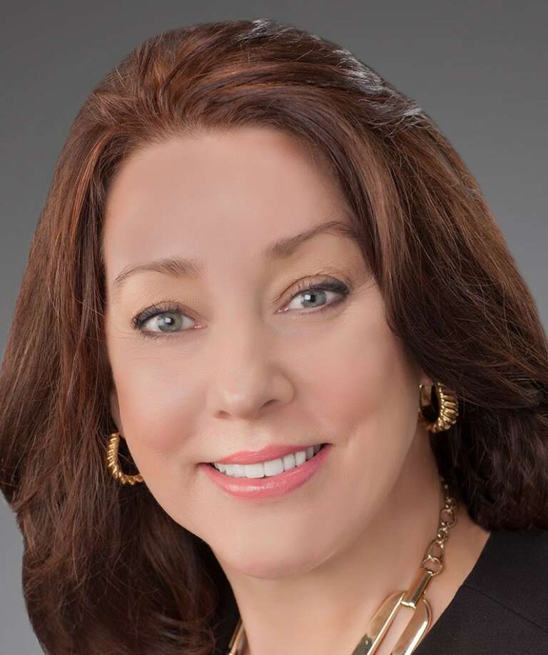 Meet Laura Owen - CanvasRebel Magazine