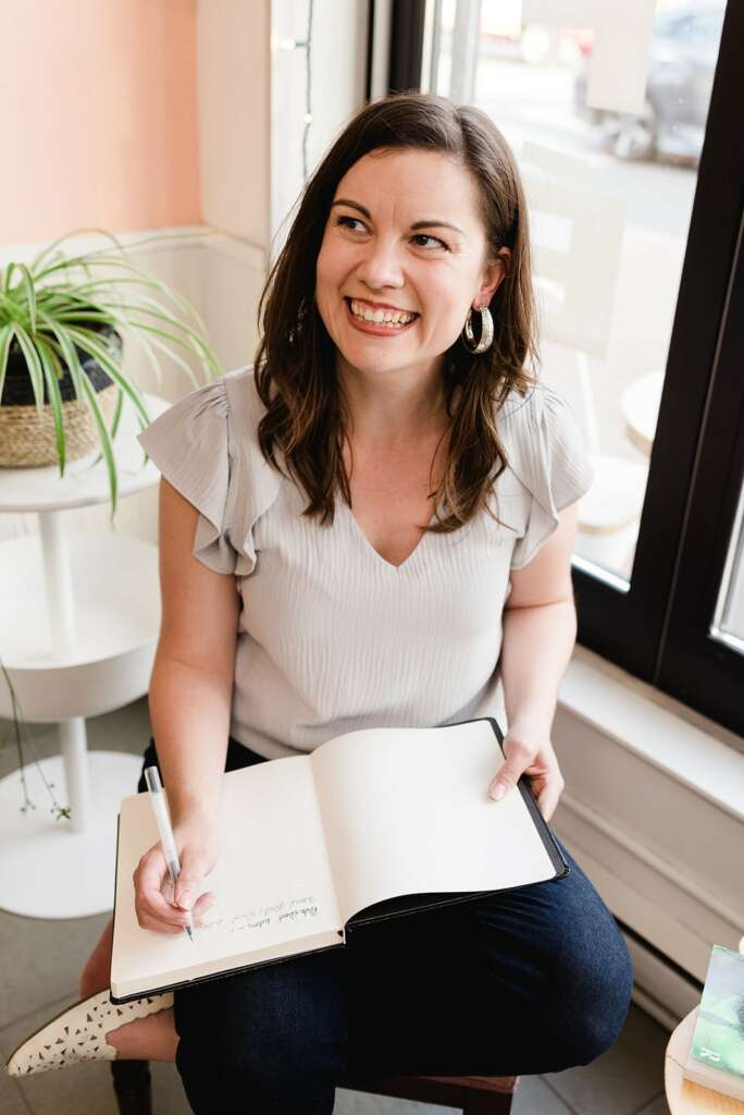 Meet Lisa Haggis – CanvasRebel Magazine