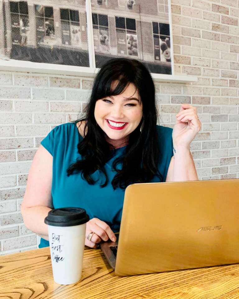 Meet Amber McCulloch - CanvasRebel Magazine