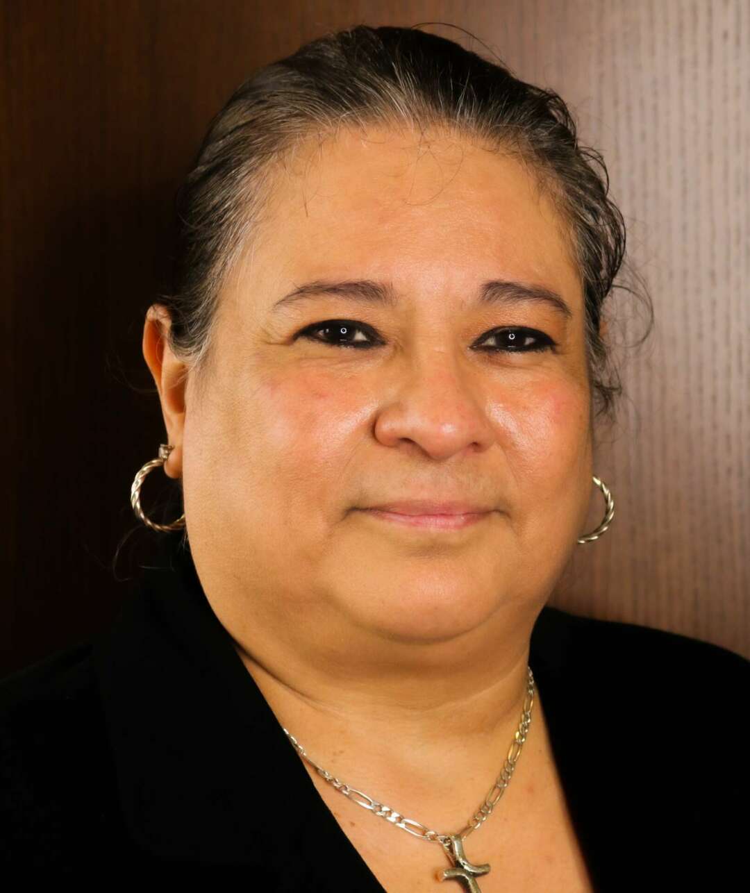 Meet Cynthia Facundo – CanvasRebel Magazine