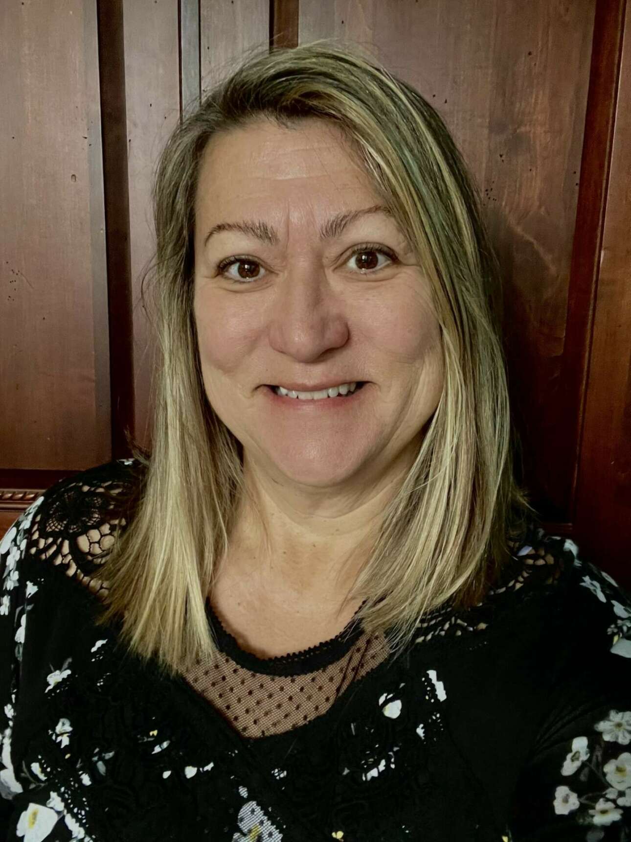 Meet Lisa Ruby – CanvasRebel Magazine