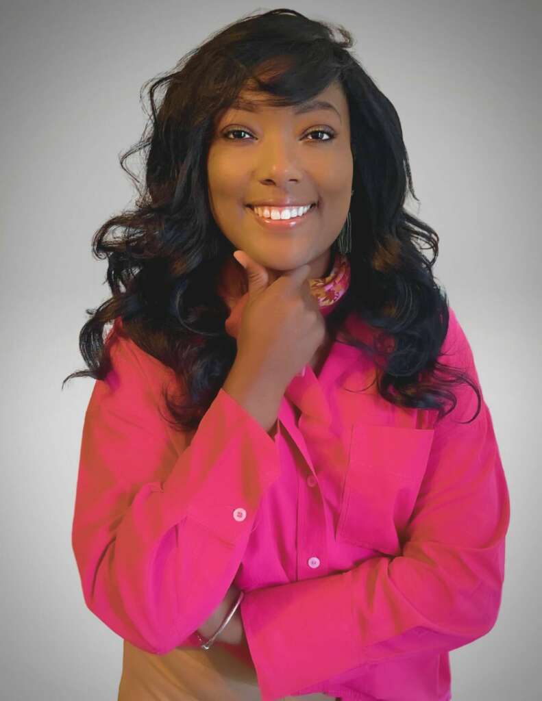 Meet Sade Smith-Tillman - CanvasRebel Magazine