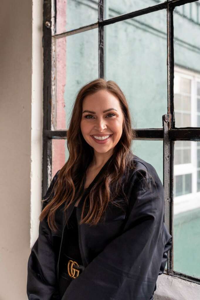 Meet Rachel Kay – CanvasRebel Magazine