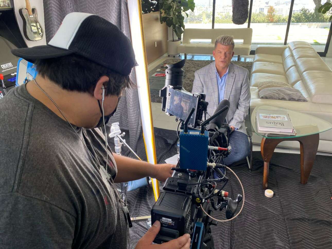 Meet Ron Roecker – CanvasRebel Magazine