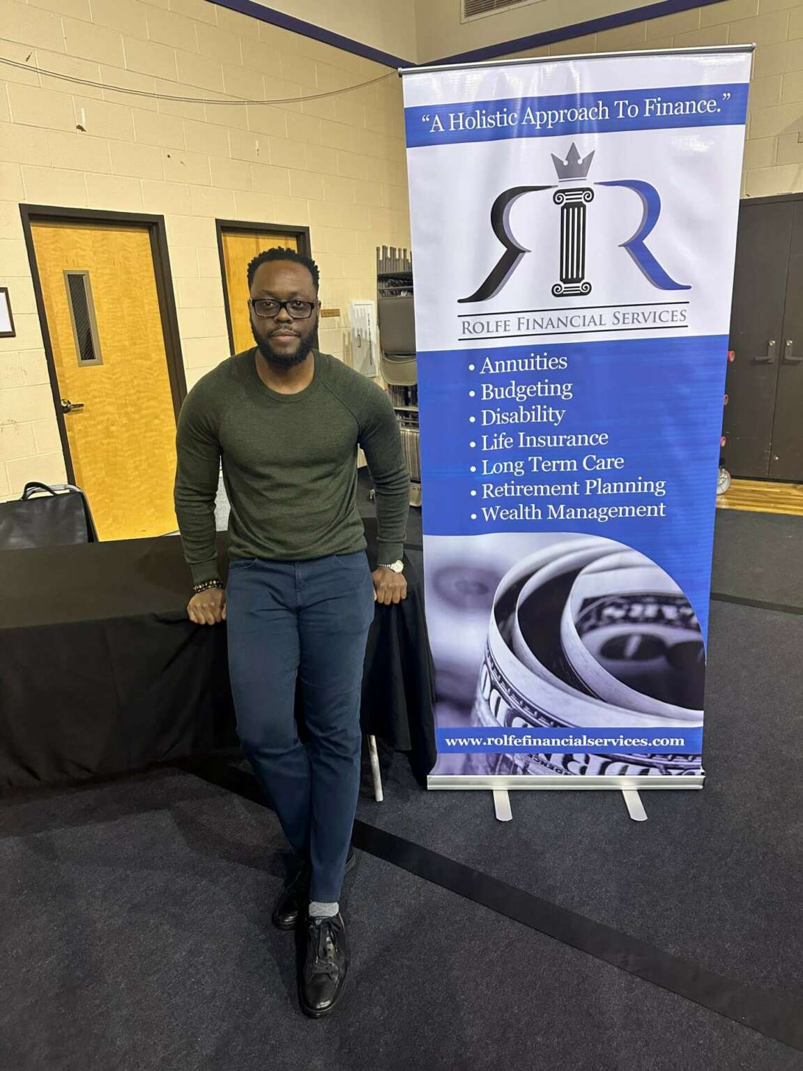 Meet Ronell Rolfe – CanvasRebel Magazine