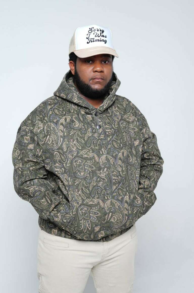 Meet Ronson Hawkins – CanvasRebel Magazine