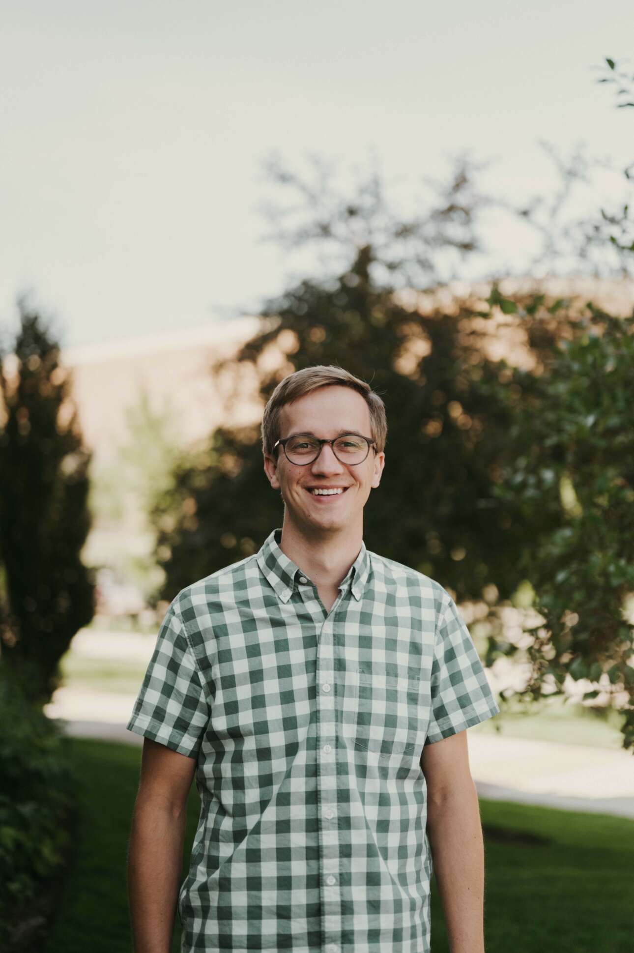 Meet Sam Clawson – CanvasRebel Magazine