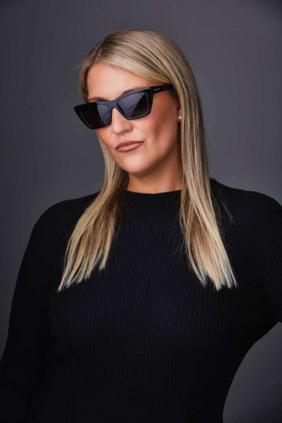 Meet Shannon Phillips - CanvasRebel Magazine