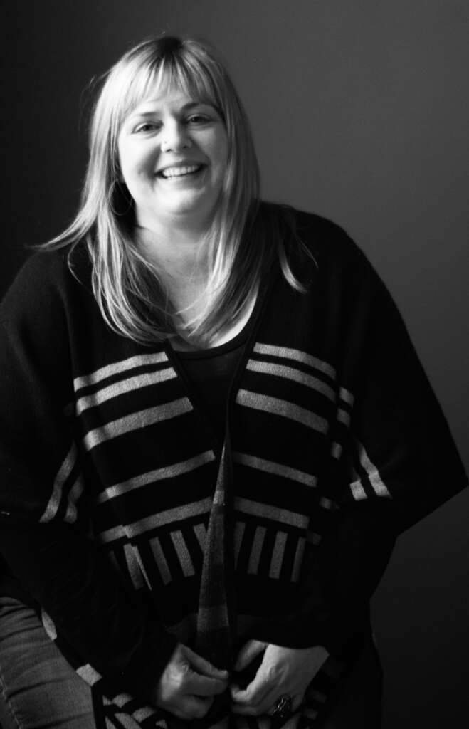 Meet Sara Heidinger – CanvasRebel Magazine