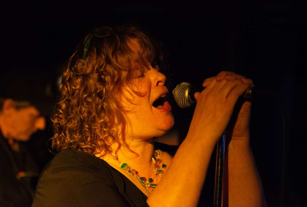 Meet Alison (Ali) Perry-Davies – CanvasRebel Magazine