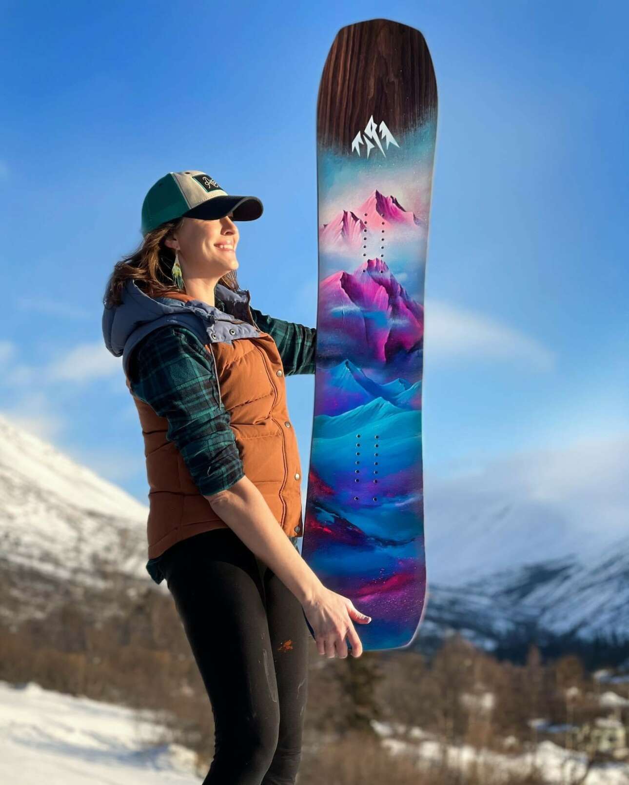 Meet Annie Brace – CanvasRebel Magazine