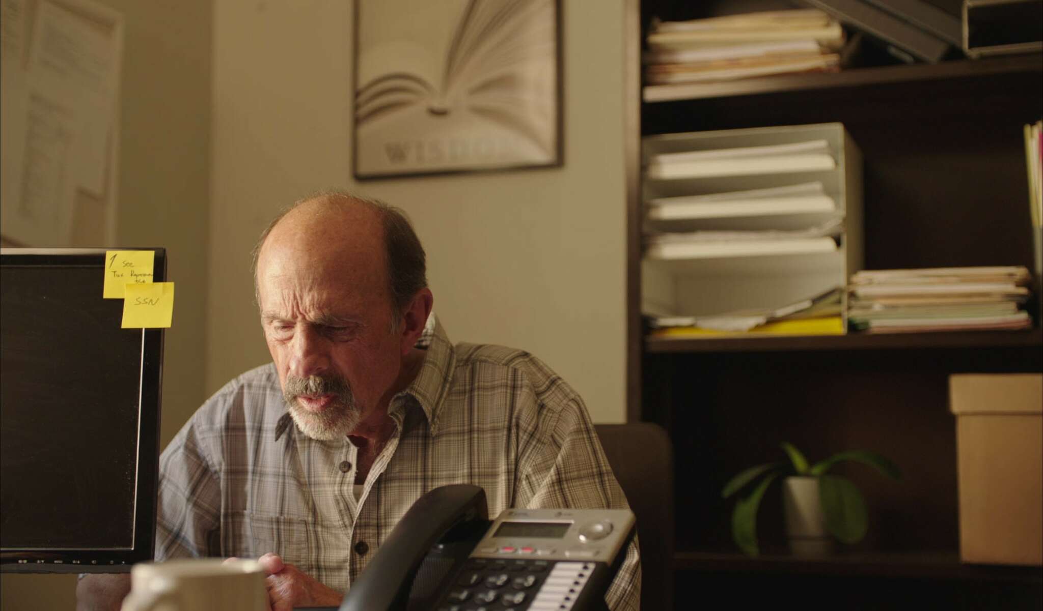 Meet Ariel Ling-An Huang – CanvasRebel Magazine