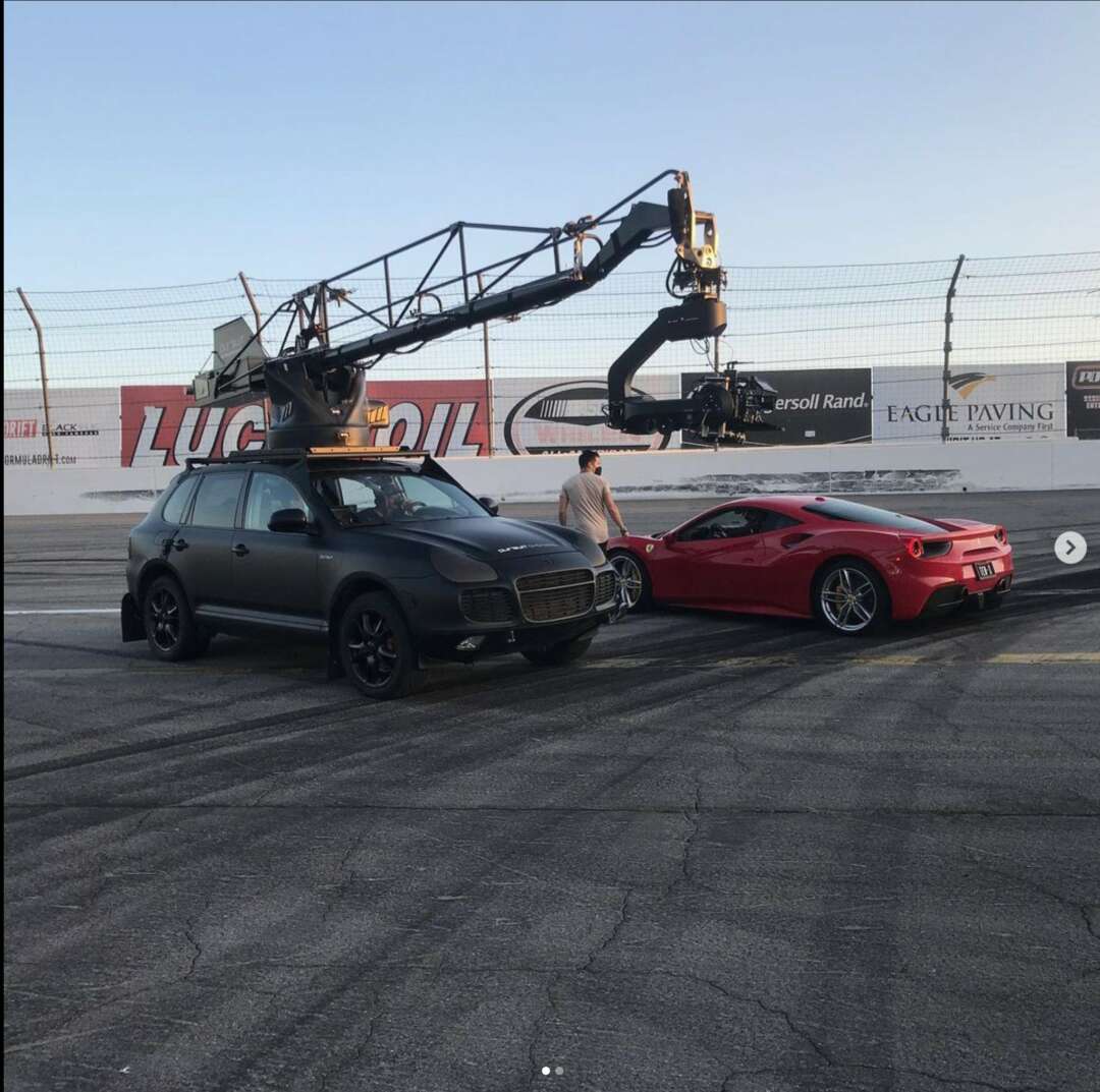 Meet Jason Crossman – CanvasRebel Magazine