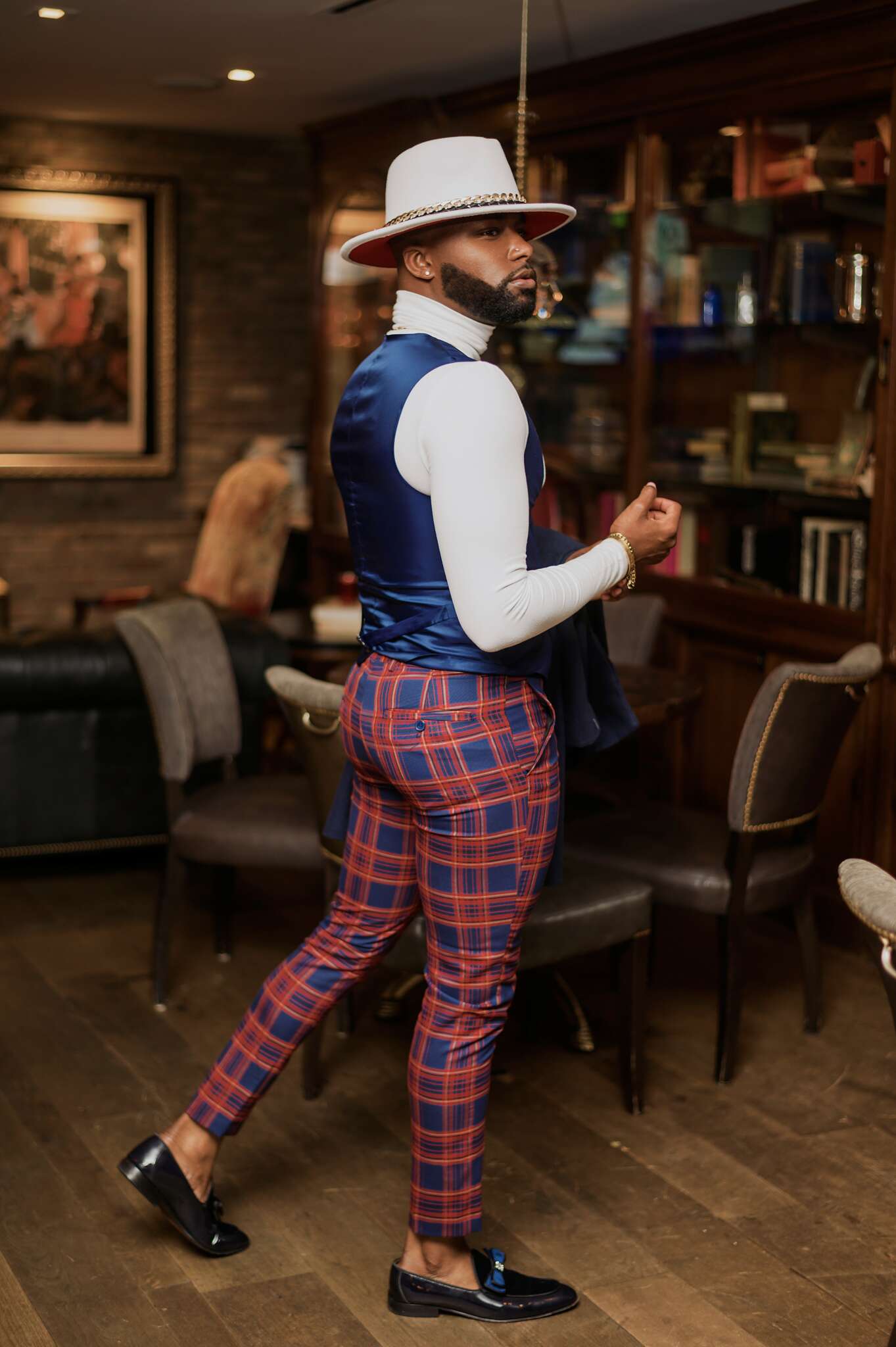 Meet Ken Sings – CanvasRebel Magazine