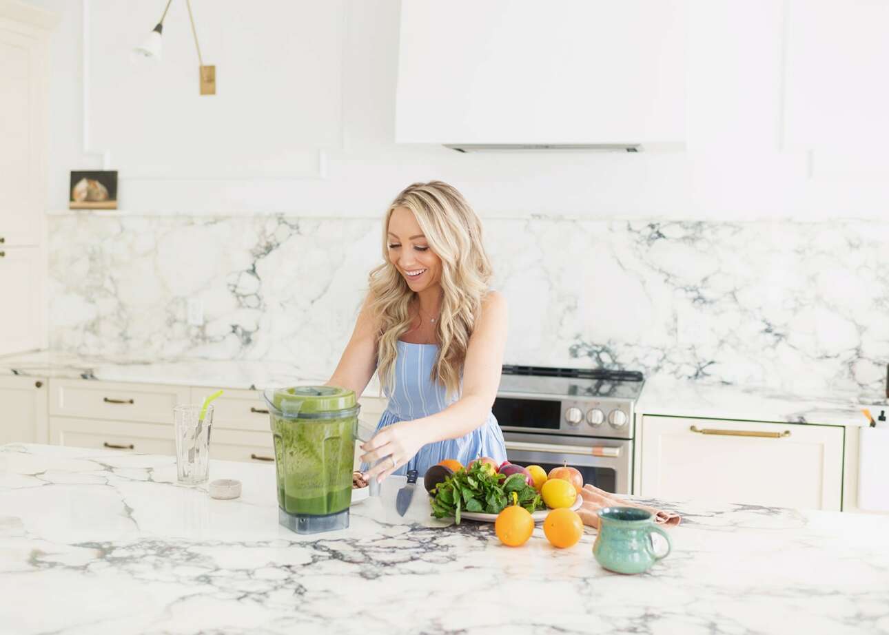 Meet Kristen Reed – CanvasRebel Magazine