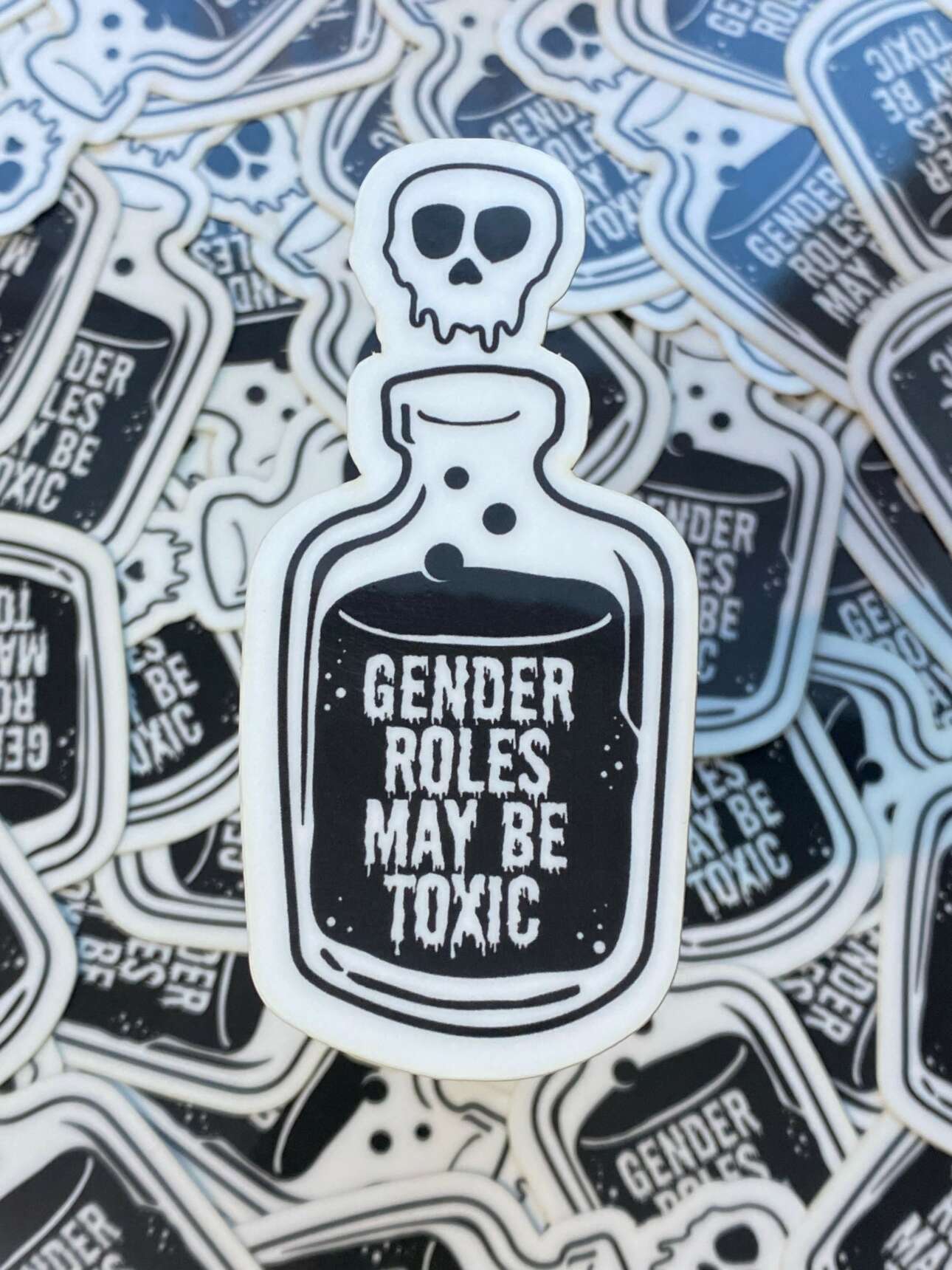 Meet Liam Vella – CanvasRebel Magazine