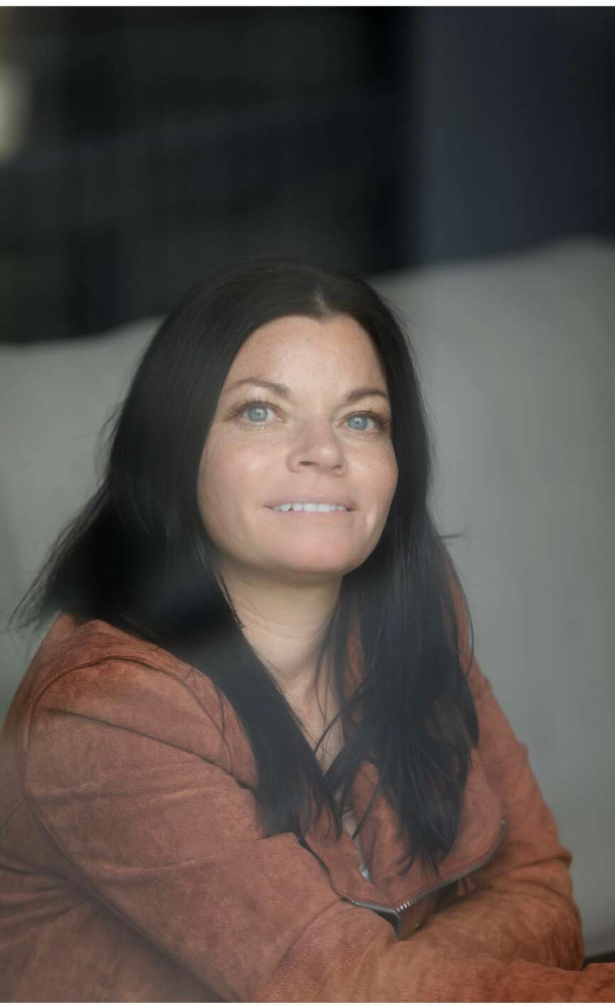 Meet Lisa Happ – CanvasRebel Magazine