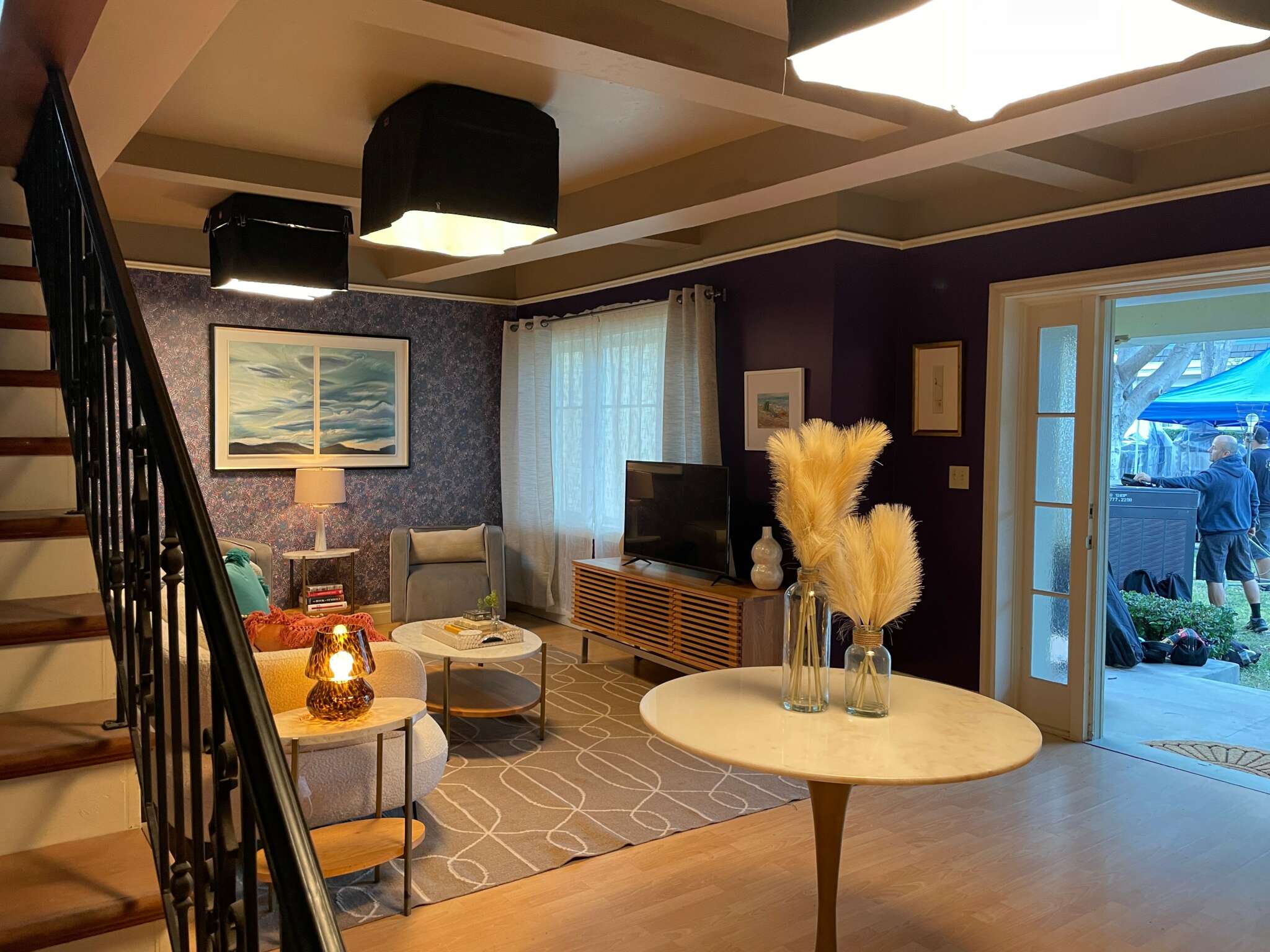 Meet Monique Dias – CanvasRebel Magazine