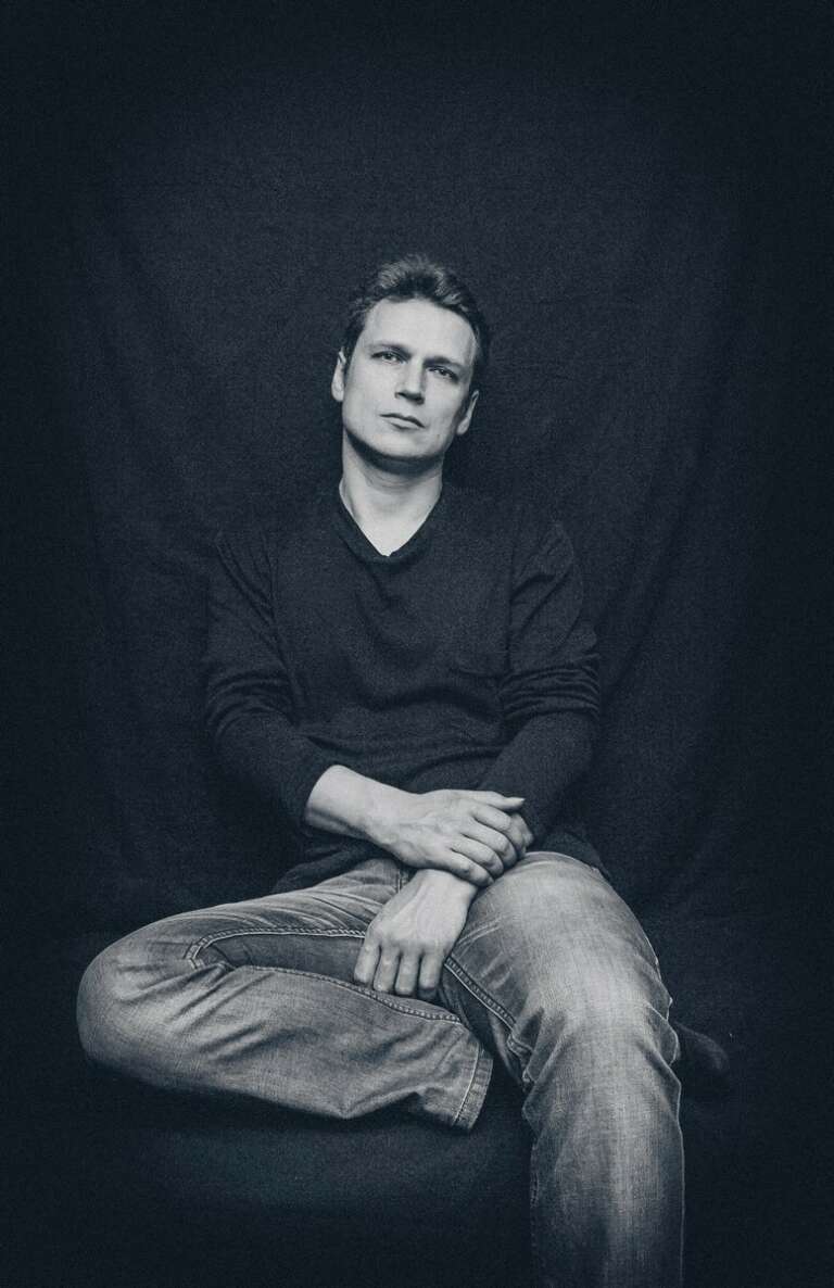 Meet Oleg Boyko – CanvasRebel Magazine