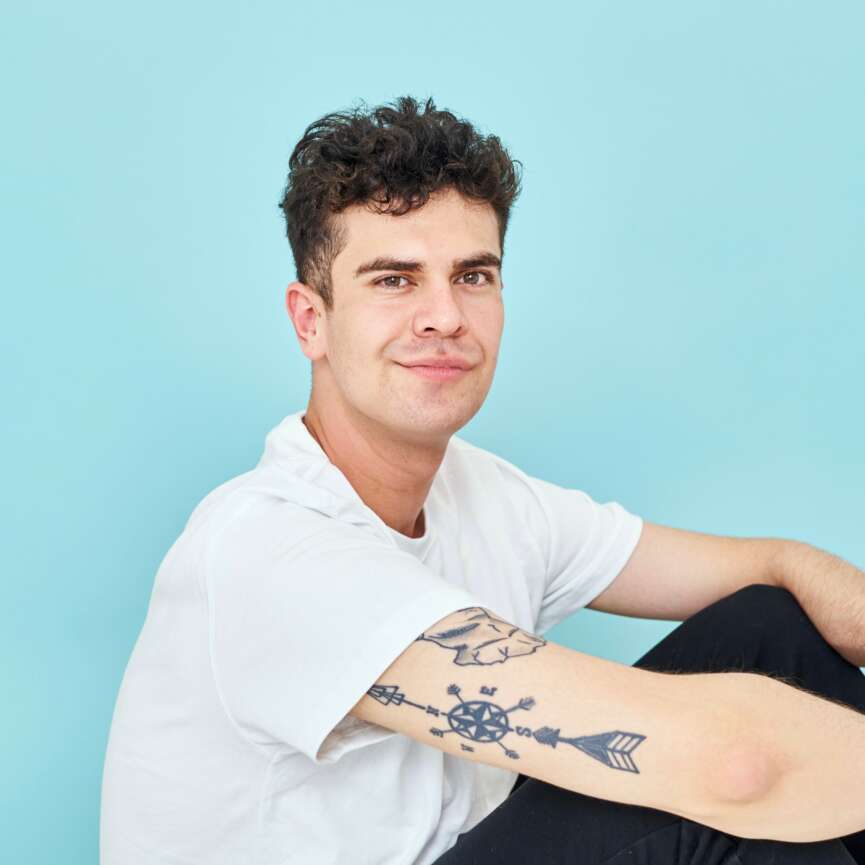 Meet Angelo Reyes – CanvasRebel Magazine